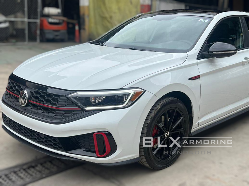 VOLKSWAGEN JETTA GLI 40 ANIVERSARIO 2024 NIVEL III-PLUS ⋆ BLX ARMORING